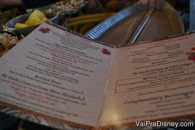 Spirit of Aloha Dinner Show: jantar havaiano Disney