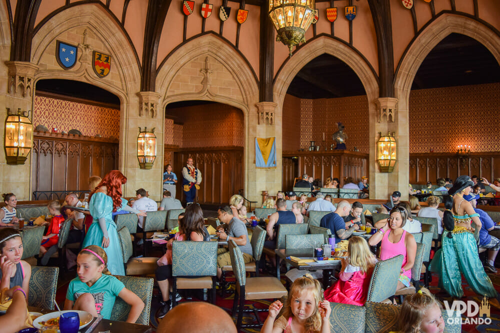 Disney divulga lista de restaurantes que irão reabrir nos parques