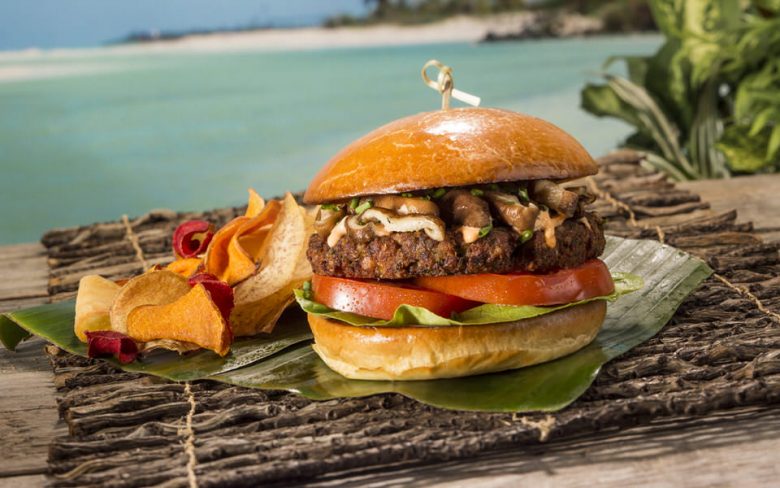 Divulgadas as comidas do Volcano Bay - Vai pra Disney?