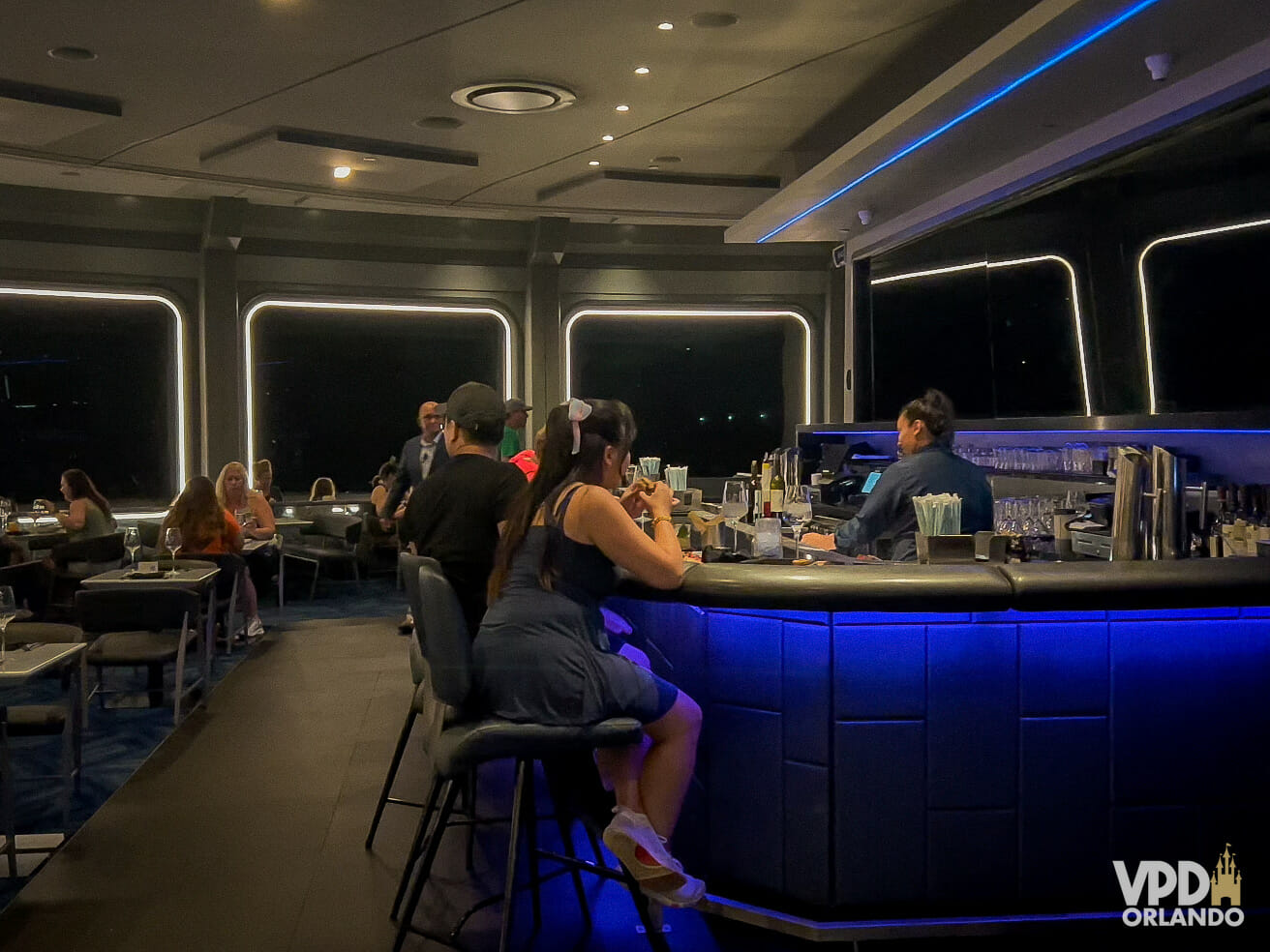 Space 220: restaurante espacial no Epcot - Vai pra Disney?
