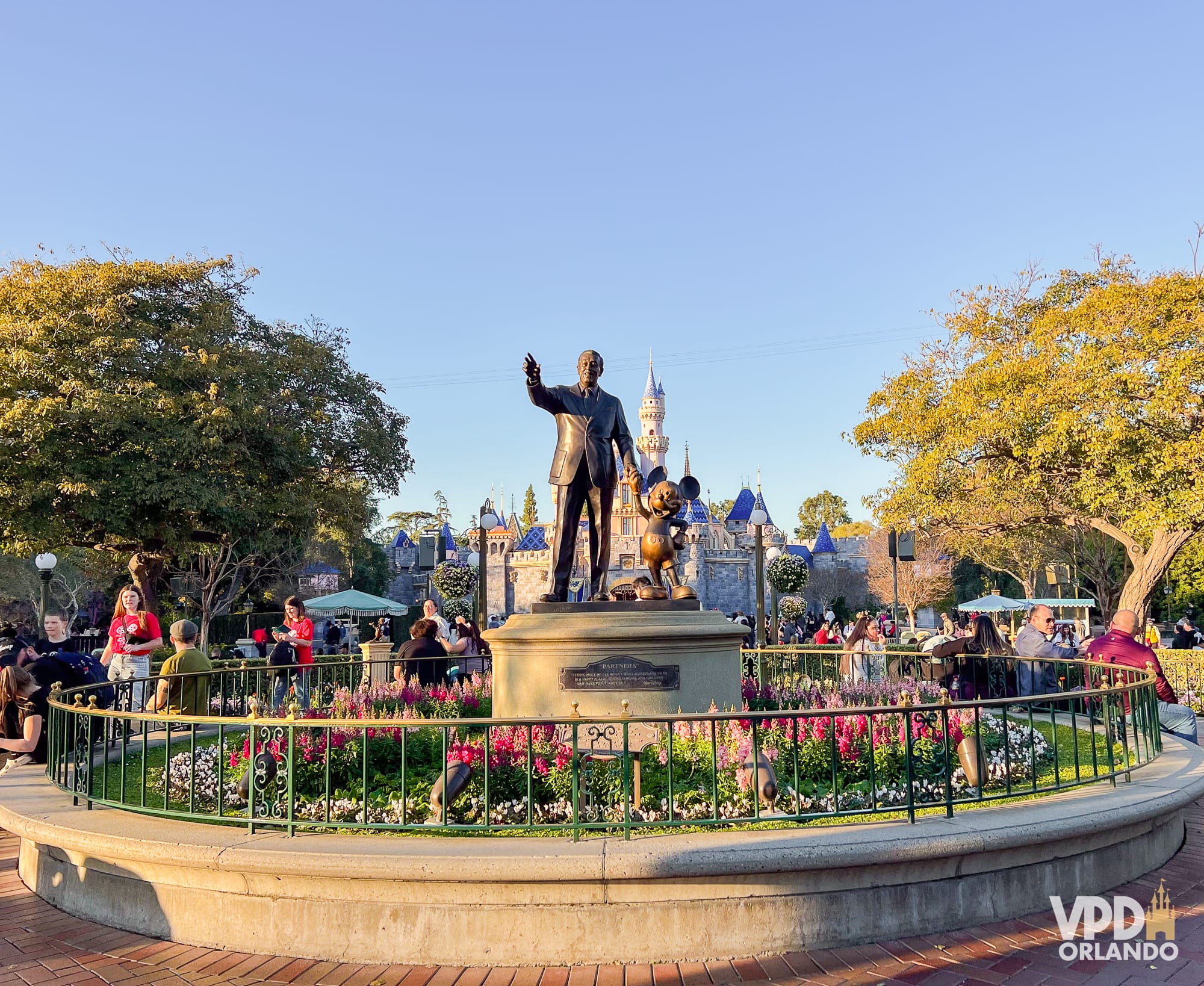 Disneyland California - Roteiro Completo e Gratuito para Aproveitar