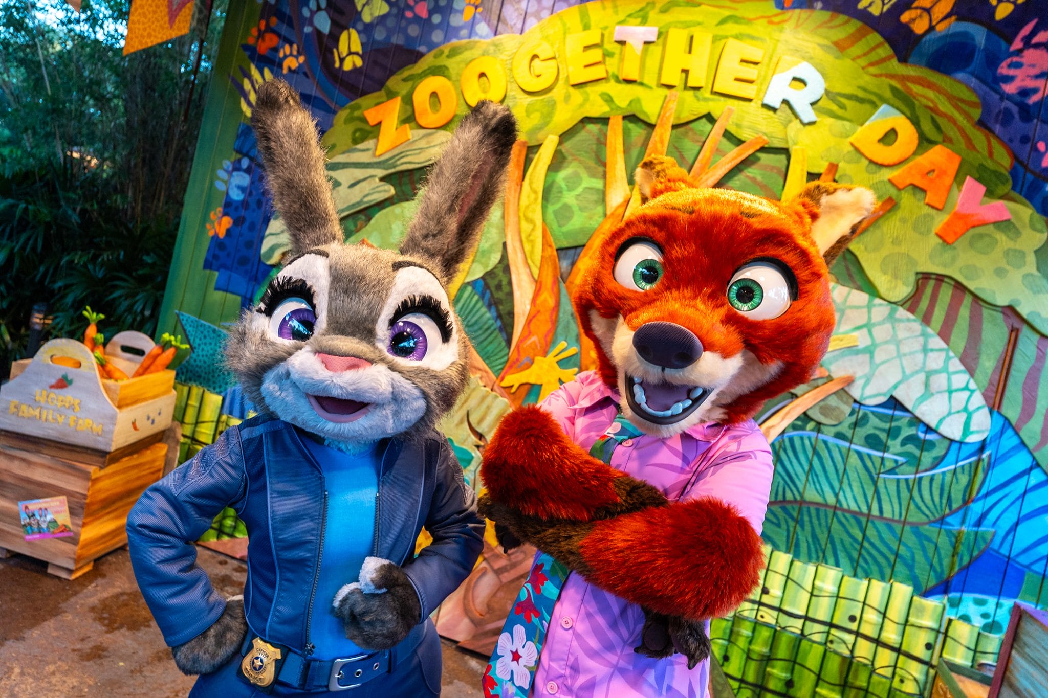 Disney compartilha imagem de encontro com personagens de Zootopia - Vai ...
